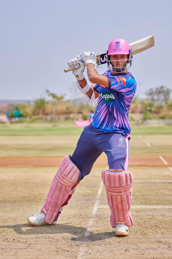 Morrant International ULTRALITE - Batting Pads – www.brewingcricket.com